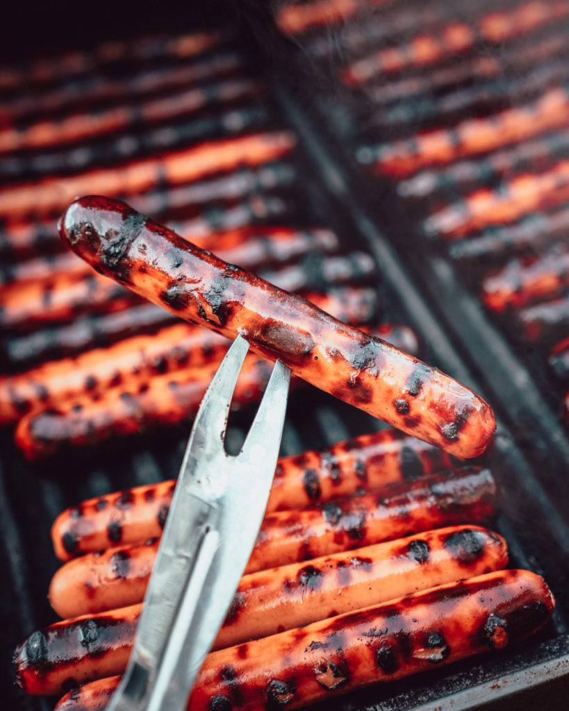 Natural Casing Pork & Beef Hot Dogs | Sahlen Packing Co.